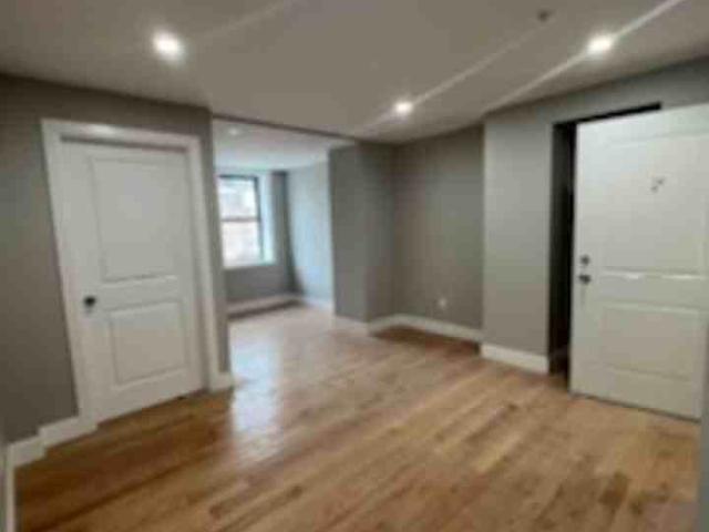 BRAND NEW RENOVATED APARTMENTS 1 Bedroom Apartment for Rent at 525 Clinton Ave, Albany, NY 12206 West Hill