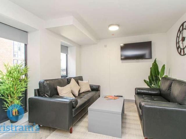 Brand New, Talbot Street, Nottingham, NG1