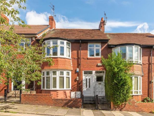 Brandon Grove, Newcastle upon Tyne. 3 bed flat to rent £1,550 pcm £358 pw
