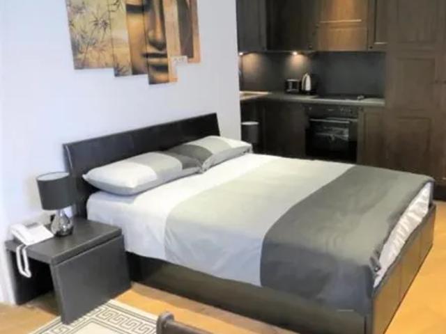 Brandenburgh House, Fulham Palace Road, London, W6 9EP, United Kingdom | Studio apartment for rent #106200962 | Rentberry