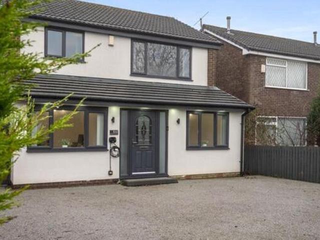 Brandlesholme Road, Bury, 3 Bedroom Detached