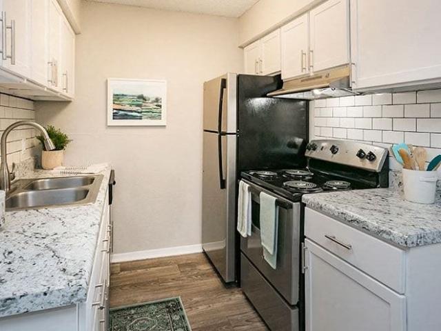 Brandywine Apartment Homes 1 Bedroom Apartment for Rent at 5204 Edmondson Pike, Nashville, TN 37211 Raintrec