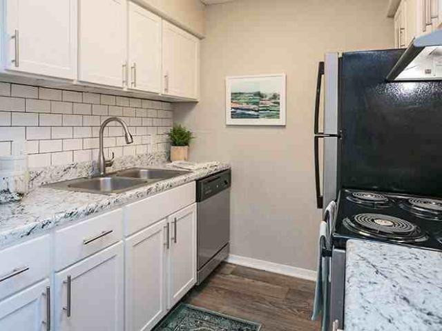 Brandywine Apartment Homes 1 Bedroom Apartment for Rent at 5204 Edmondson Pike, Nashville, TN 37211 Raintrec