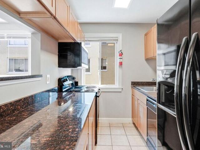 Brandywine St Se Apt,washington, Condo For Sale