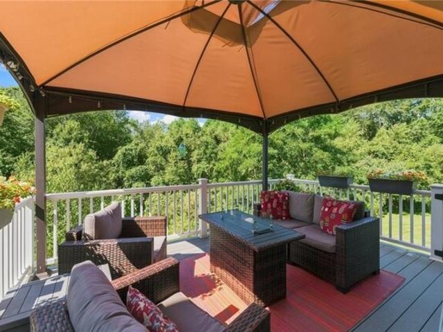 Brandywyne Ct, South Kingstown, Home For Sale