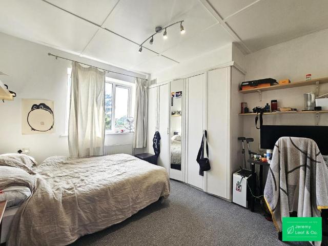 Branksome Court 2 bed flat to rent £1,850 pcm £427 pw