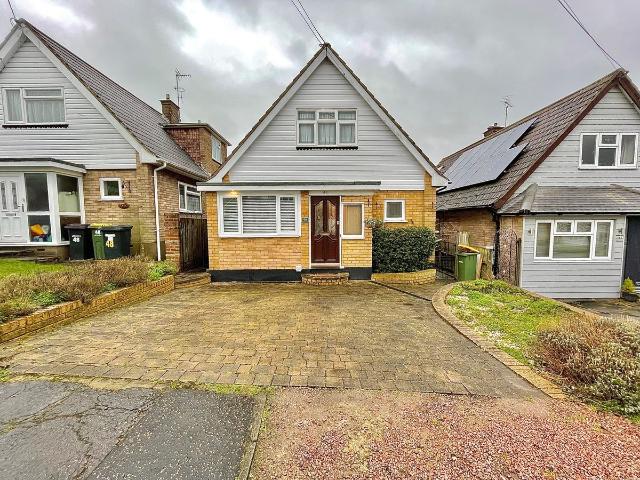 Branksome Avenue, Hockley SS5, 4 bed detached house to rent, £1,950 pcm | PrimeLocation