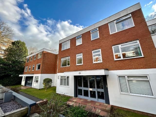 Branksome Wood Road, Bournemouth BH4, 2 bed flat to rent, £1,250 pcm | PrimeLocation