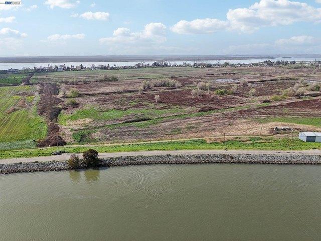 Brannan Isle Rd, Isleton, CA 95641