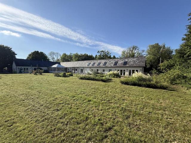 Bransbury 5 bed barn conversion to rent £4,500 pcm £1,038 pw