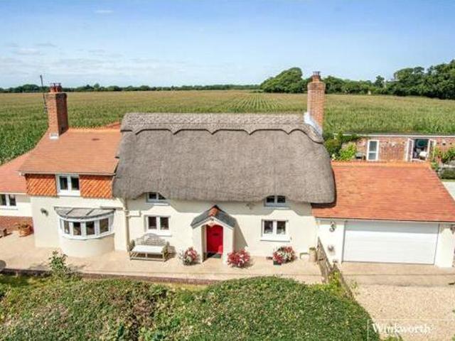 Bransgore, Lyndhurst Road, Christchurch, 4 Bedroom Detached
