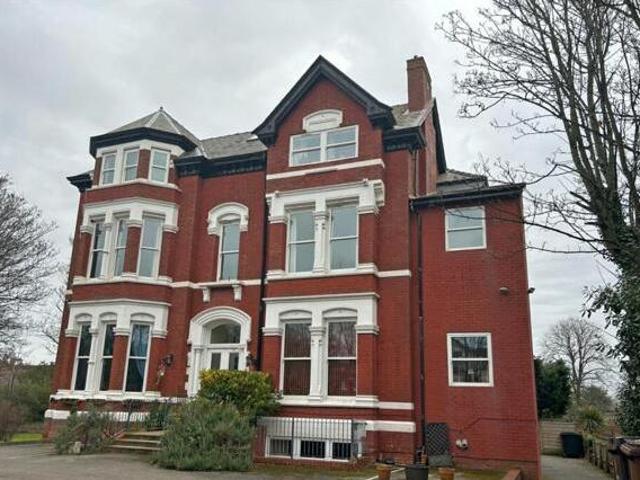 Brantwood Court, Park Avenue, 2 Bedroom Flat
