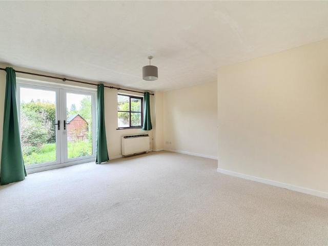 Brassington Gardens, Withington. 3 bed terraced house to rent £1,295 pcm £299 pw