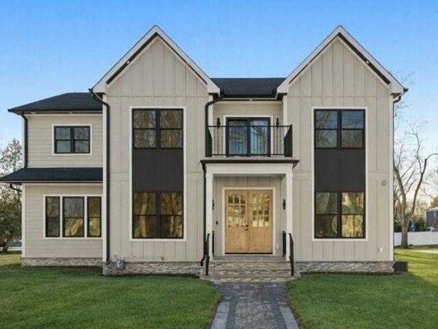 Breton Pl, Livingston, Home For Sale