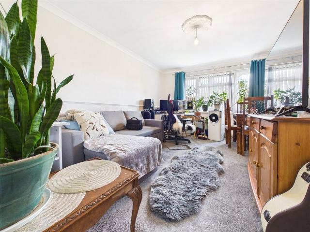 Brett Close, Northolt, Middlesex, UB5