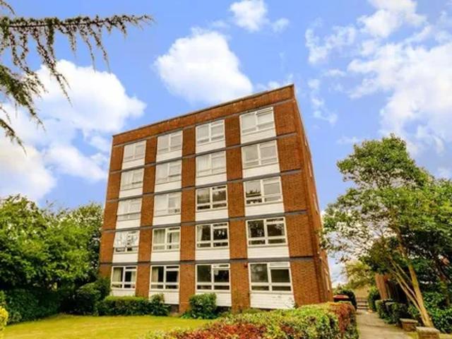 Brett House, Putney Heath Lane, London, SW15 3JF, United Kingdom | 2 bed apartment for rent #168097570 | Rentberry