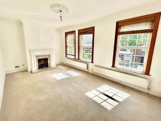 Brettenham Road, Walthamstow E17, Property for rent