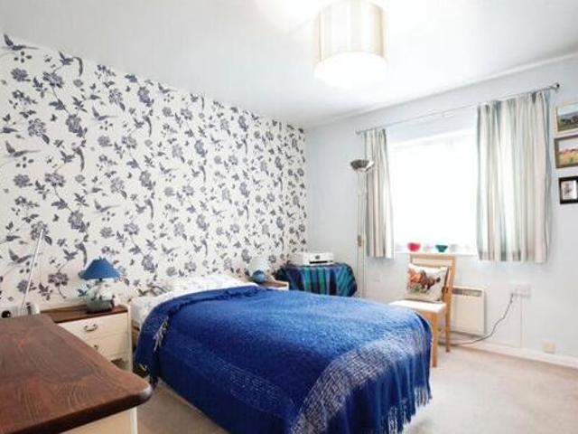 Bretts Orchard, Balcombe, 1 Bedroom Maisonette