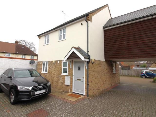 Brewery Lane, Baldock, SG7 2 bed apartment to rent £1,095 pcm £253 pw