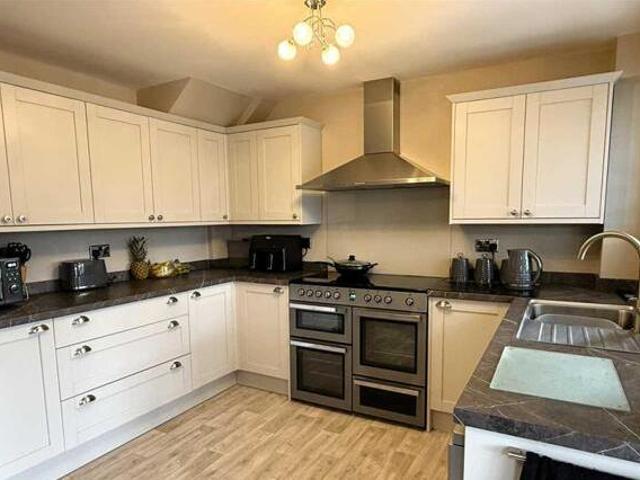 Brewer Road, Cliffe Woods, 3 Bedroom Semi detached