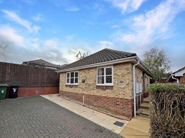 Brewster Close, Halstead, 3 Bedroom Detached