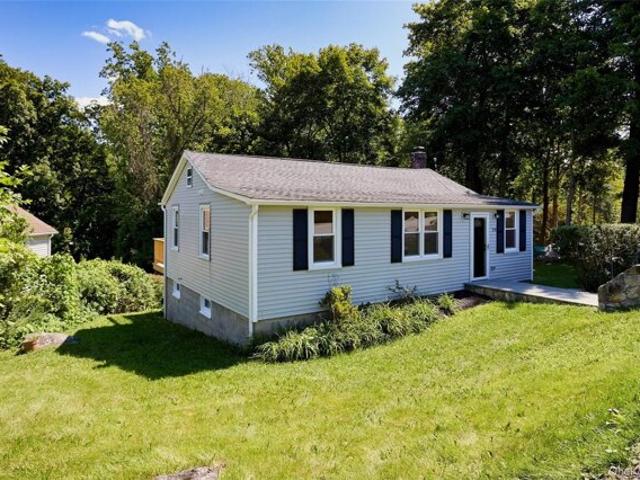 Brewster Dr, Carmel, Home For Sale