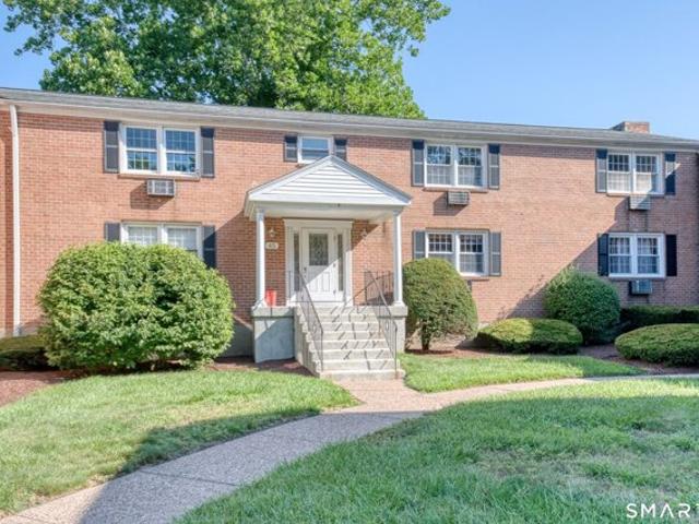 Brewster Rd Apt B, Glastonbury, Condo For Sale
