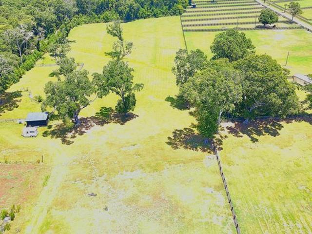 Brewton, Johns Island, SC 29455