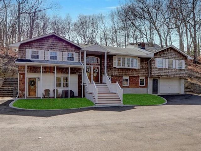 Bread And Cheese Hollow Rd, Northport, Home For Sale