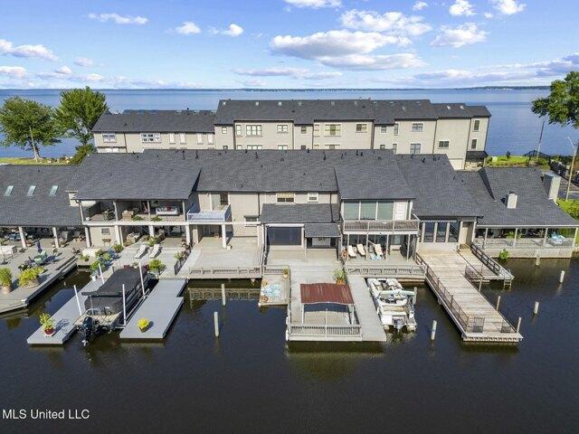 Breakers Ln, Ridgeland, Condo For Sale