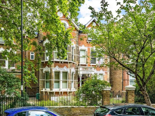 Breakspears Road, Brockley 1 bed flat to rent £1,650 pcm £381 pw