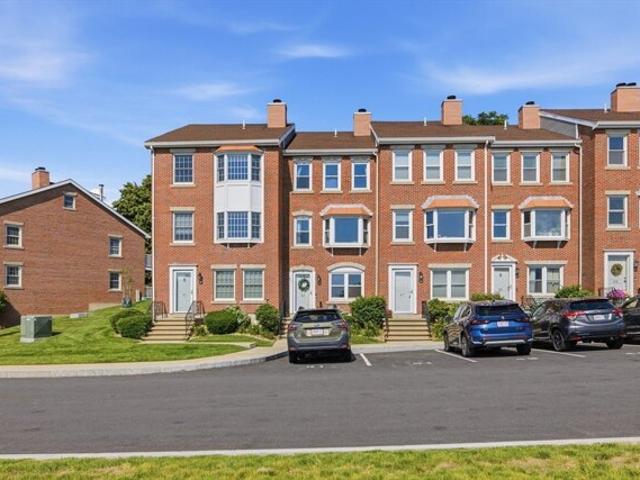 Breakwater Dr Unit T, Chelsea, Condo For Sale