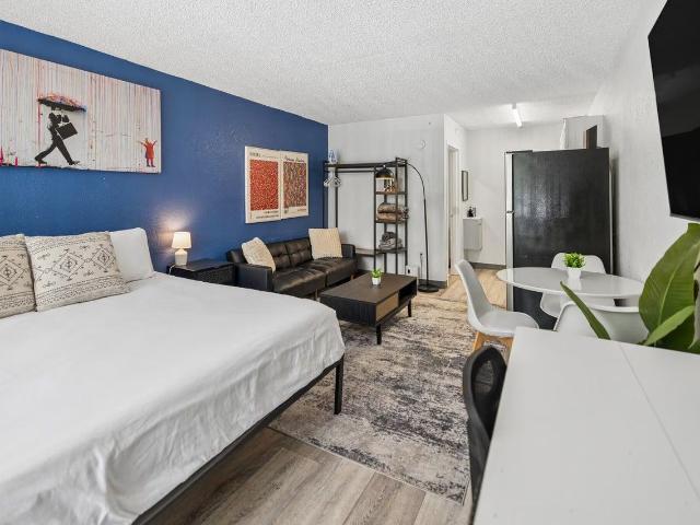 Breakwater Studios Studio Apartment for Rent at 1057 Broward Rd, Jacksonville, FL 32218 Highlands