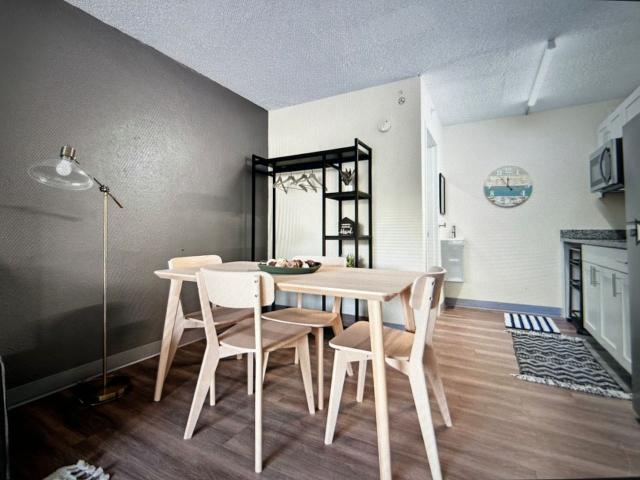 Breakwater Studios Studio Apartment for Rent at 1057 Broward Rd, Jacksonville, FL 32218 Highlands