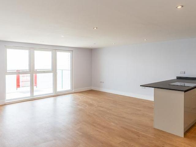 Breakwater Way, Sandown PO36 3 bed apartment to rent £1,450 pcm £335 pw