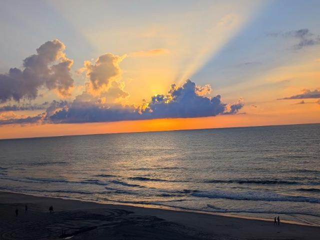 Breathe TakingDirect Oceanfront Condo All Utiliti