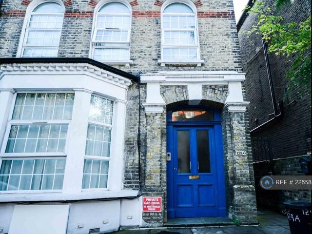 Brecknock Road, London, N19 2 bed flat to rent £2,000 pcm £462 pw