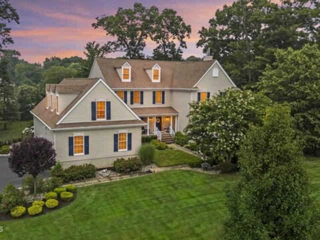 Breckenridge Ct, Freehold, Home For Sale
