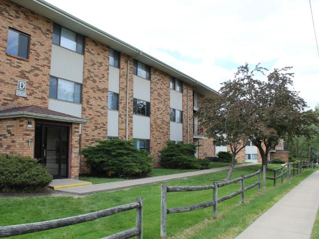Breckenridge Davenport Apartments