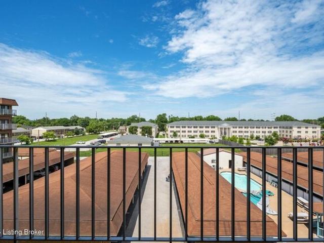 Breckenridge Ln Apt,louisville, Condo For Sale