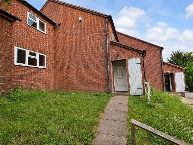 Brecon Way, High Wycombe HP13, 3 bed terraced house to rent, £1,700 pcm | PrimeLocation