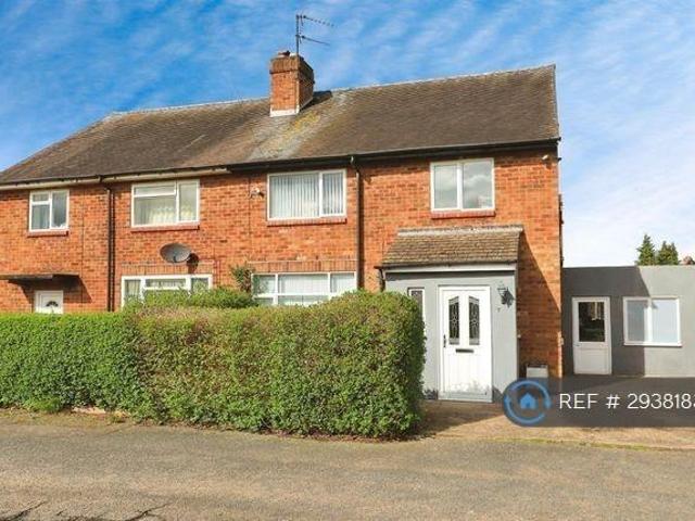 Breedon Avenue, Kidderminster, DY11 4 bed semi detached house to rent £1,495 pcm £345 pw