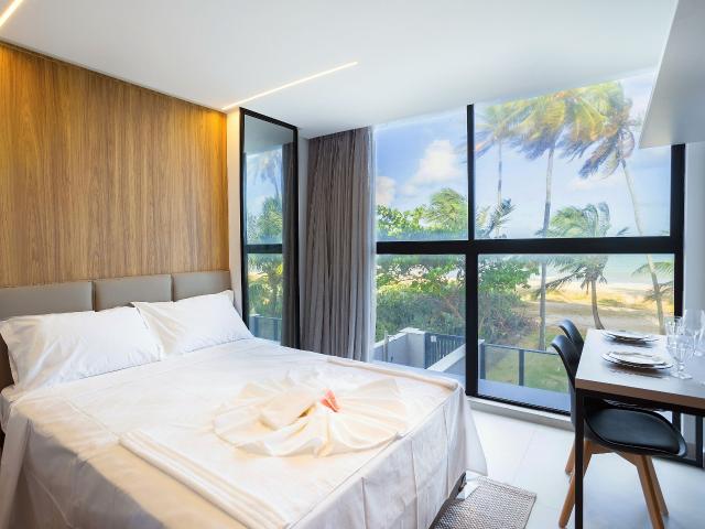 Breeze #205 Flat Vista Mar by Carpediem