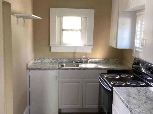 Breezeswept Apartments 1 Bedroom Apartment for Rent at 735 N Westmoreland Dr, Orlando, FL 32804 College Park