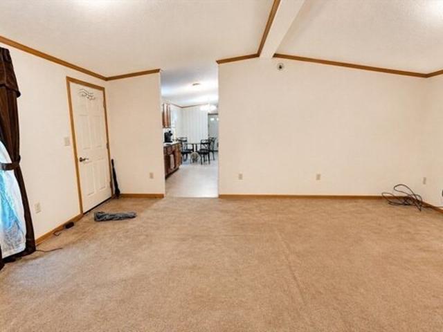 Breezy Bnd, Auburn, Property For Sale