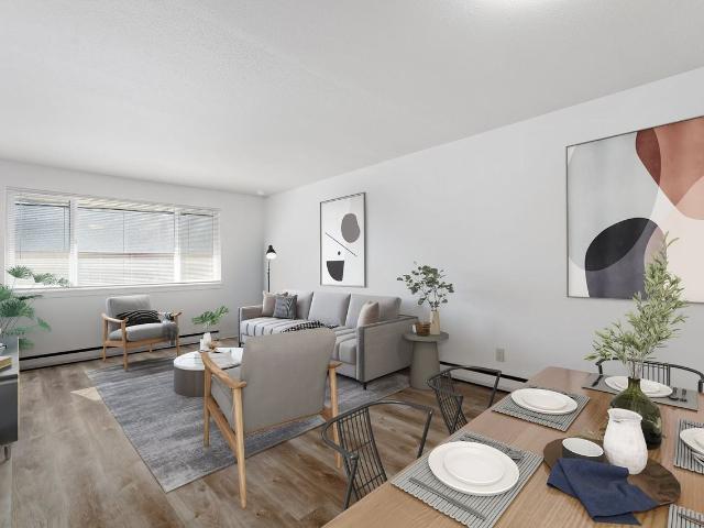 Breezy West 1 Bedroom Apartment for Rent at 913 Harrington Ave Ne, Renton, WA 98056 Sunset