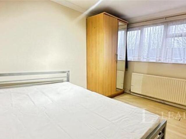 Brendon Avenue, Luton, 5 Bedroom House