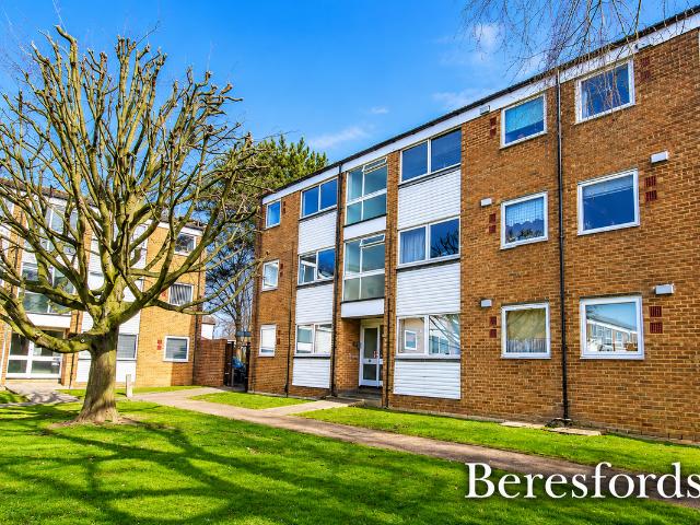 Brendans Close RM11, 2 bed flat to rent, £1,575 pcm | PrimeLocation