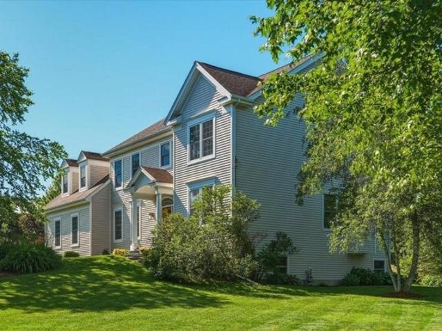 Brennan Woods Dr, Williston, Home For Sale