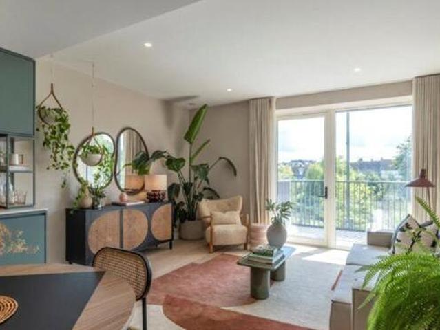 Brent Cross Town, Parkview, 2 Bedroom Apartment